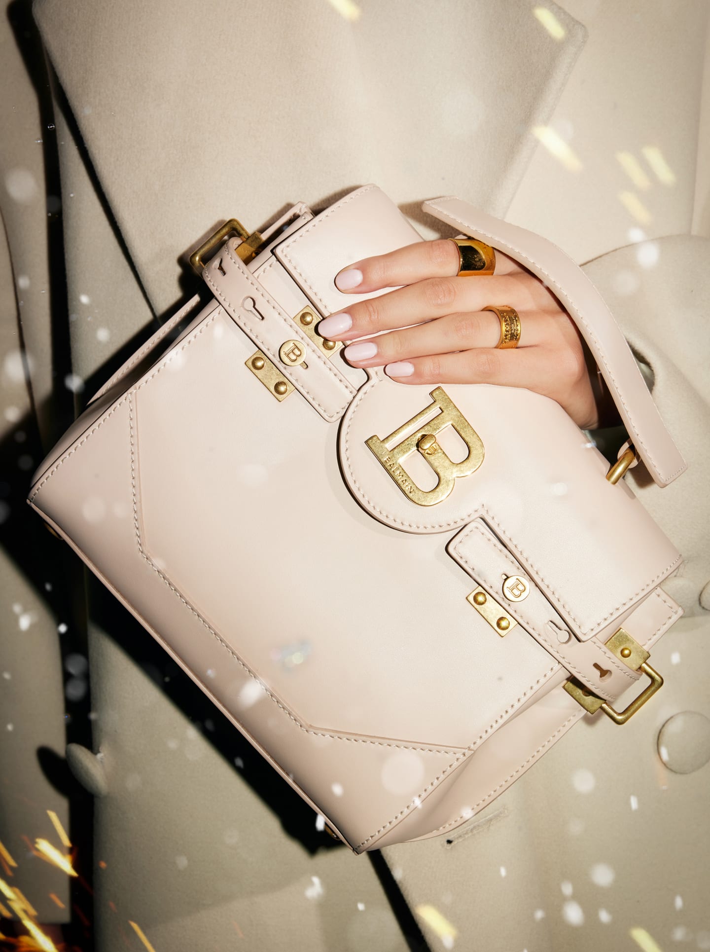 Women’s Crossbody Bags Collection | BALMAIN