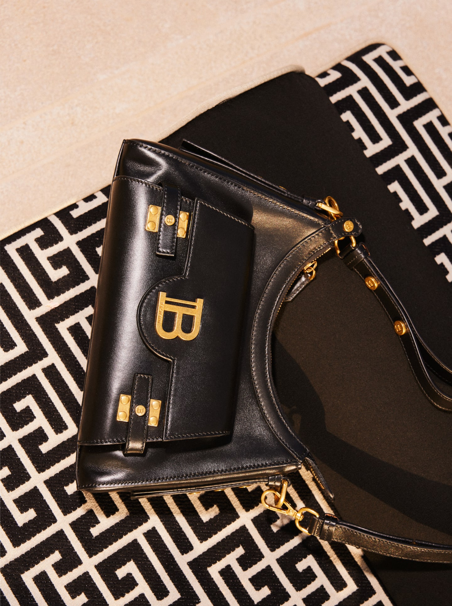 Collection of B-Buzz Bags for Women | BALMAIN